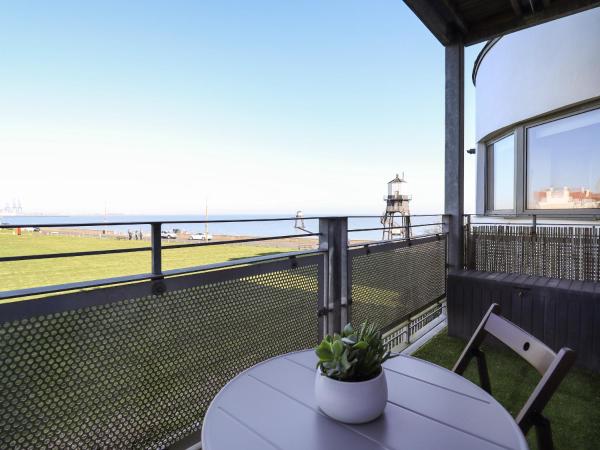 Flat 19 By The Beach - Suffolk