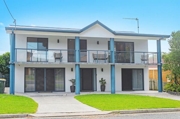 Coastal Escape - Laurieton