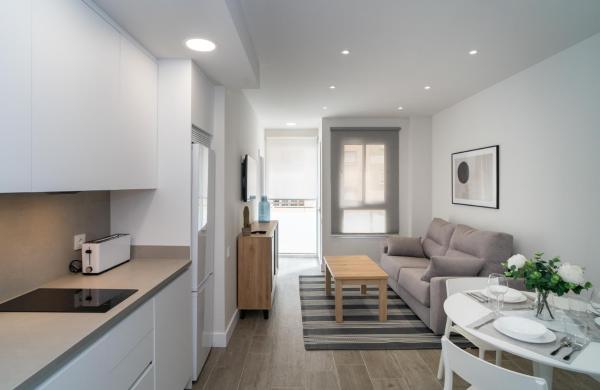 Aac Málaga - Apartamento Luminoso Y Nuevo, A 1,3km Del Centro De Málaga - Málaga María Zambrano
