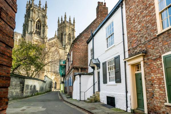 5 Precentors Court - York