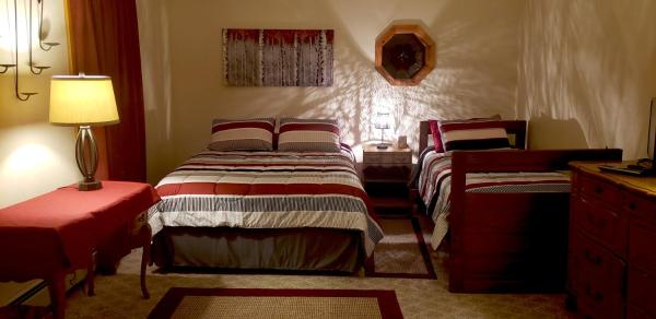 Mickelson Trail Treehouse Suite In The Heart Of The Beautiful Black Hills - Keystone, SD