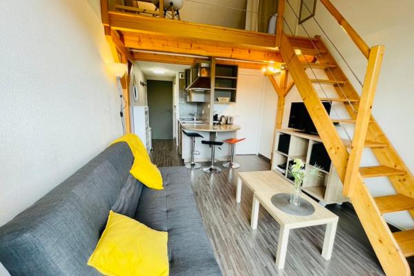 Lovely Apartment With Balcony Near The Lake - Aytré