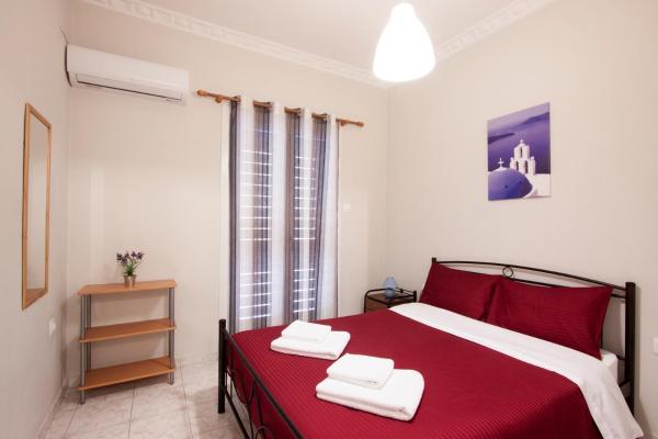 Dounavis Homes - The Ano Syros View - Cyclades