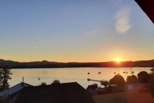 Sundowner Appartment At The Lakeside - 120sqm - Attersee