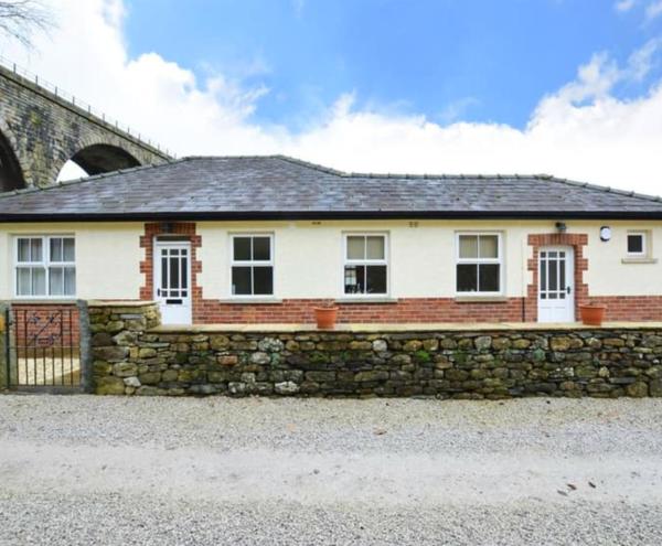 Holme Lea, Ingleton, North Yorkshire - Ingleton