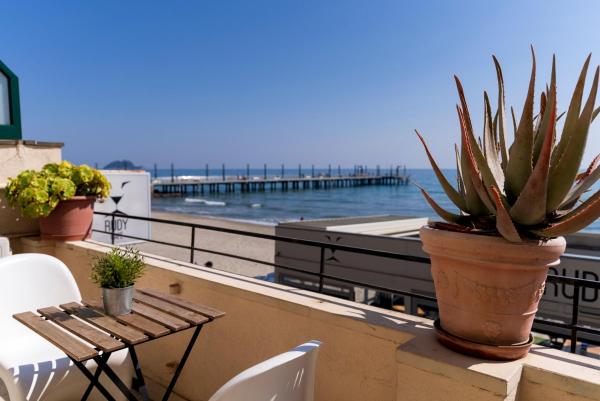 Appartamento Fronte Mare Con Terrazzo Zio - Alassio