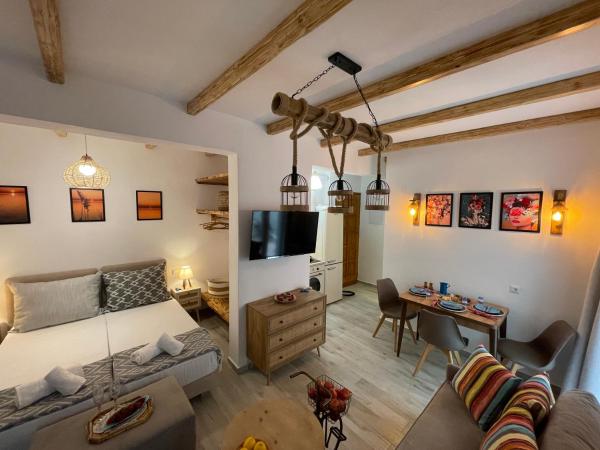 Cocoonut Studio, Town Of Naxos Island, By Naxosvibe - Naxos