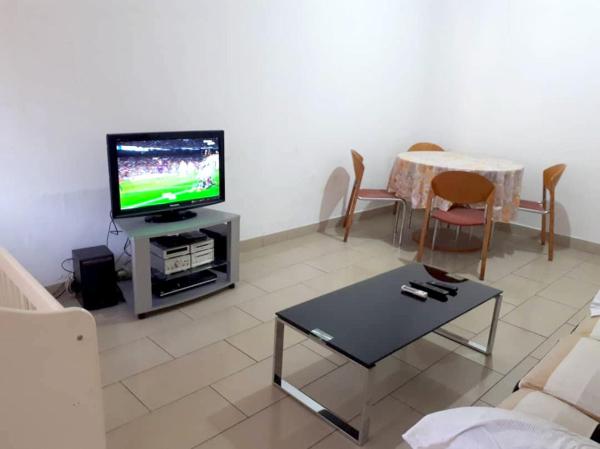 Superb Apartment In Douala - 50 M² With Balcony - Douala