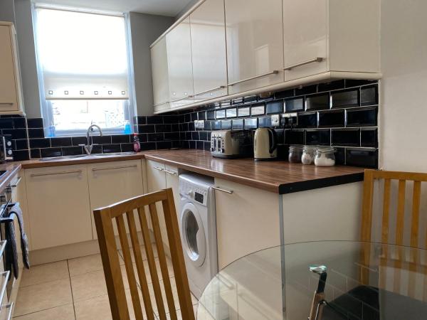 7 Person Home Flat W Parking - Near Swansea Centre - Swansea