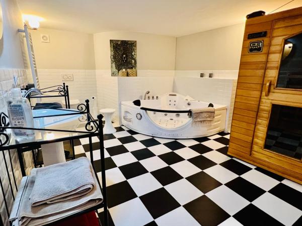 La Chambre Spa La Maison Searle à Tourtour - Salernes