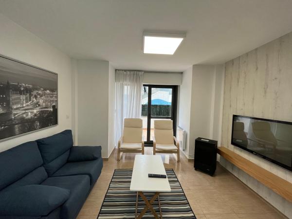 Apartamento Con Terraza,2 Min De La Playa, Ares - Ares