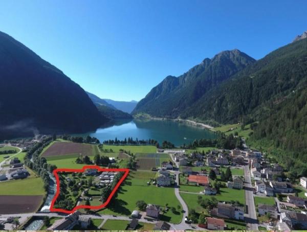 Bungalow Miralago In Camping Cavresc, Via Dal Cavresc 1, 7746 Le Prese-poschiavo - Canton des Grisons