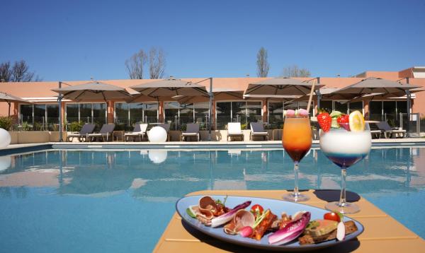 Hôtel Mount Venturi - Aix-en-provence Sainte-victoire - Bar & Restaurant & Padel - Trets