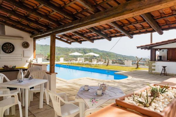 Villa Immersa Nel Verde Dell Etna - Milo