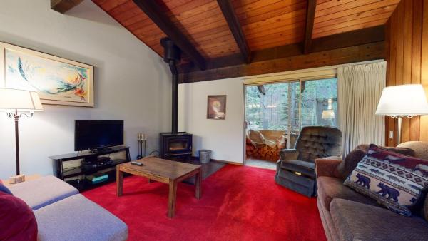 Mammoth Estates Condo - Near Village At Mammoth & Pet Friendly - June Lake, CA
