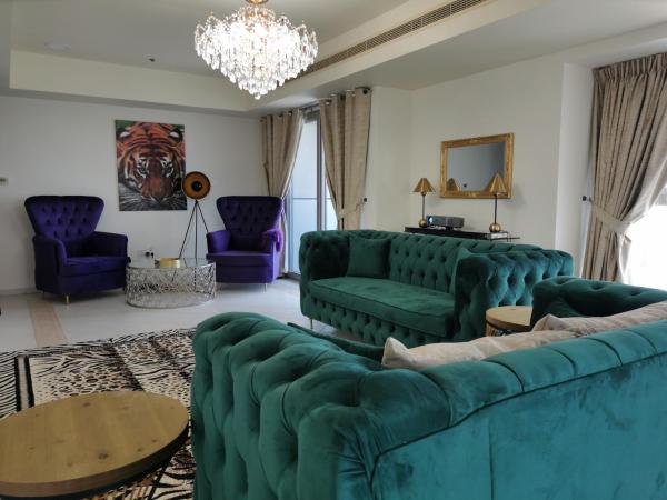 Serenity 3br Palm View In Marina - Dubai