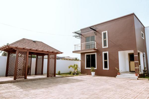 Baldwin Beauty House - Accra