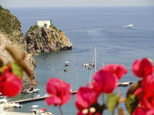Chiaia Apartments By Caseaponza It - Ponza