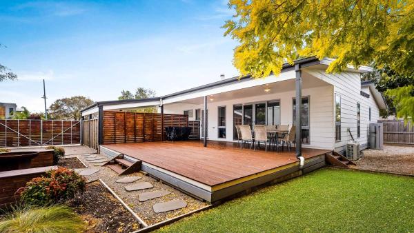 Fireside Retreat In Cowes - Phillip Island