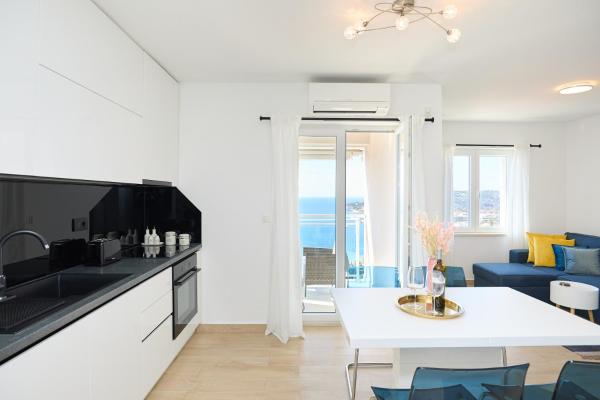 Iris Sea View Apartment - Free Beach Parking - Mlini