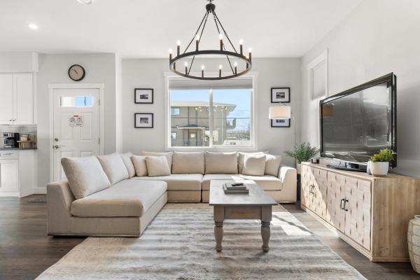 The Peach Penticton - Penticton