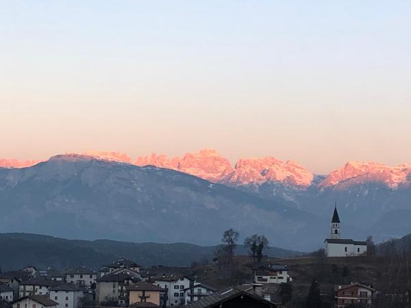 Appartamento Luminoso, Giardino, Vista Dolomiti. - Baselga di Piné