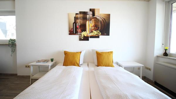 Geräumige Wohnung Mit Balkon - Zentral - Kostenloses Parken - Würzburg