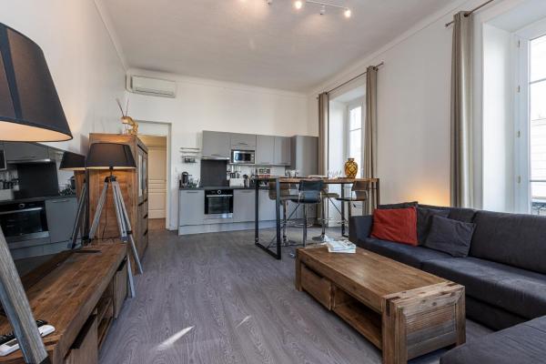Jean Medecin Av - Large 2 Bdrs Central Ac - Nice