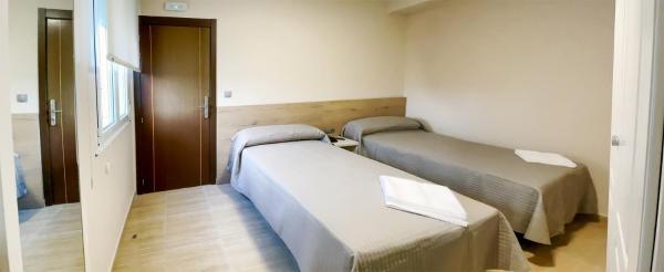 Hostal Restaurante Cuatro Caminos - Ponferrada