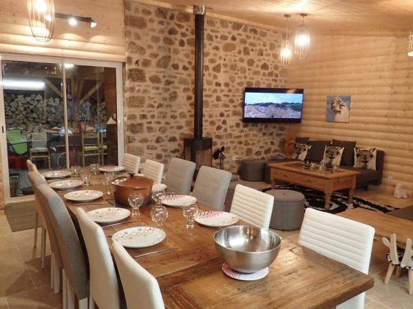 Lama-gîte-des-puys Chalet éCologique à 30km Des Pistes, Visite Aux Lamas Charge Ve - Auvergne