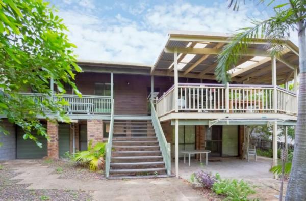 33 Cooloola Drive - Rainbow Beach. Walk To The Beach, Pet Friendly - Rainbow Beach