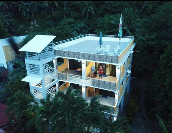 The Blue Pagong - Puerto Galera