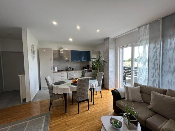Apartment Nera Makarska - Makarska