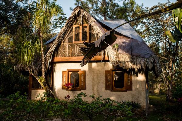 Pine Ridge Lodge - Belize