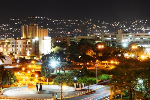 Cozy Accommodations - Dorchester City Line - Kingston, Jamaica