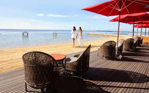 Puri Santrian Beach Resort And Spa - Sanur