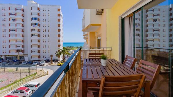 Magnificent 2bdr Apartment With Ac - 2min From Beach - By Lovelystay - Armação de Pêra