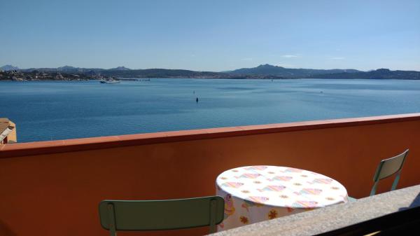 Appartamentino Panoramico...con Finestra Sul Mare! - La Maddalena