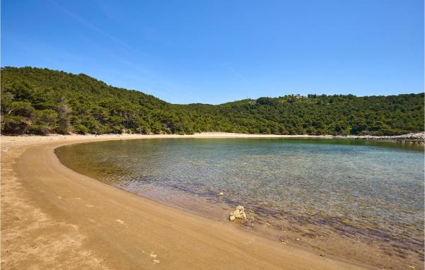Beautiful Apartment In Saplunara With Wifi - Mljet
