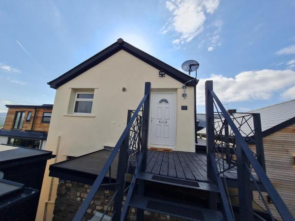 Perfect Location 2 Br Serviced Apartment Nr Bike Park Wales & Brecon Beacons - South Wales