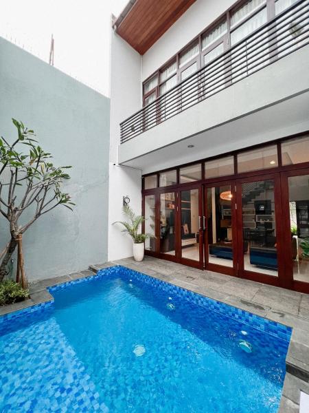 Cottonwood 4br Villa Sutami With Pool Netflix Bbq - Cimahi