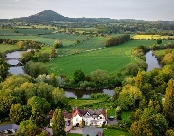 Old Hall Cressage - Shropshire