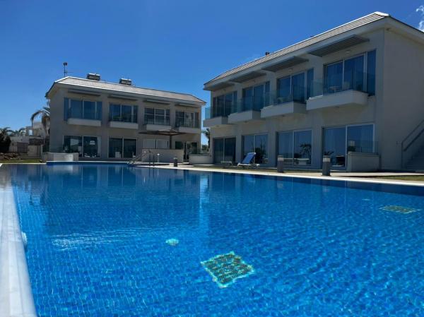 Ocean Suites Luxury Apartments - Ayia Napa