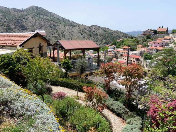 Rodous Village House - Cyprus