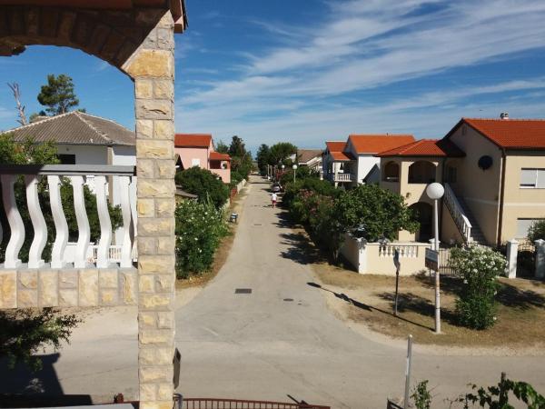 Apartment Visnja Near Queen Beach - By Ta Leut Agency - Nin