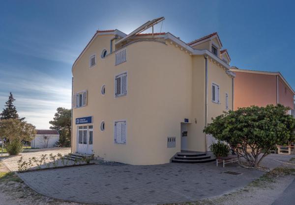 Apartments Dalmata Biograd - Galešnjak