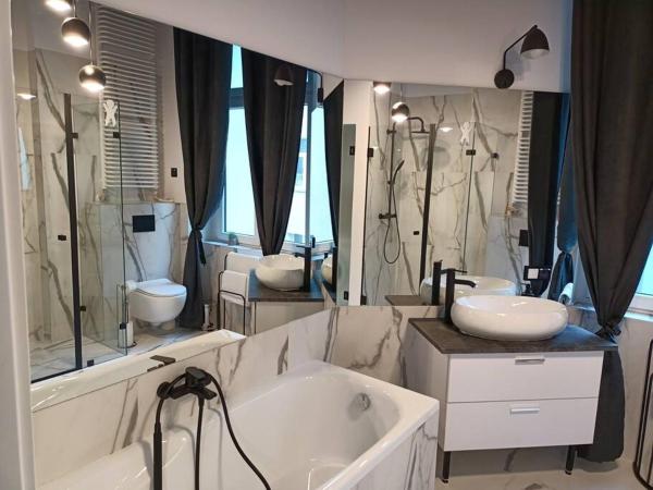 Nettuno Dowborczyków - Łódź