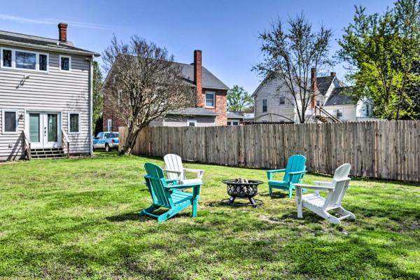 Family-friendly Cambridge Home With Fire Pit! - Maryland