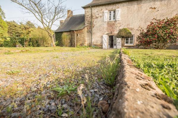 Appartement Dans Manoir Du 17eme - Questembert