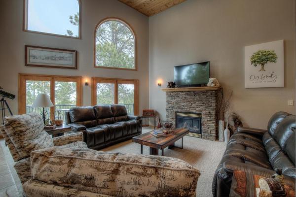 Boulder Canyon Lodge - Deadwood, SD